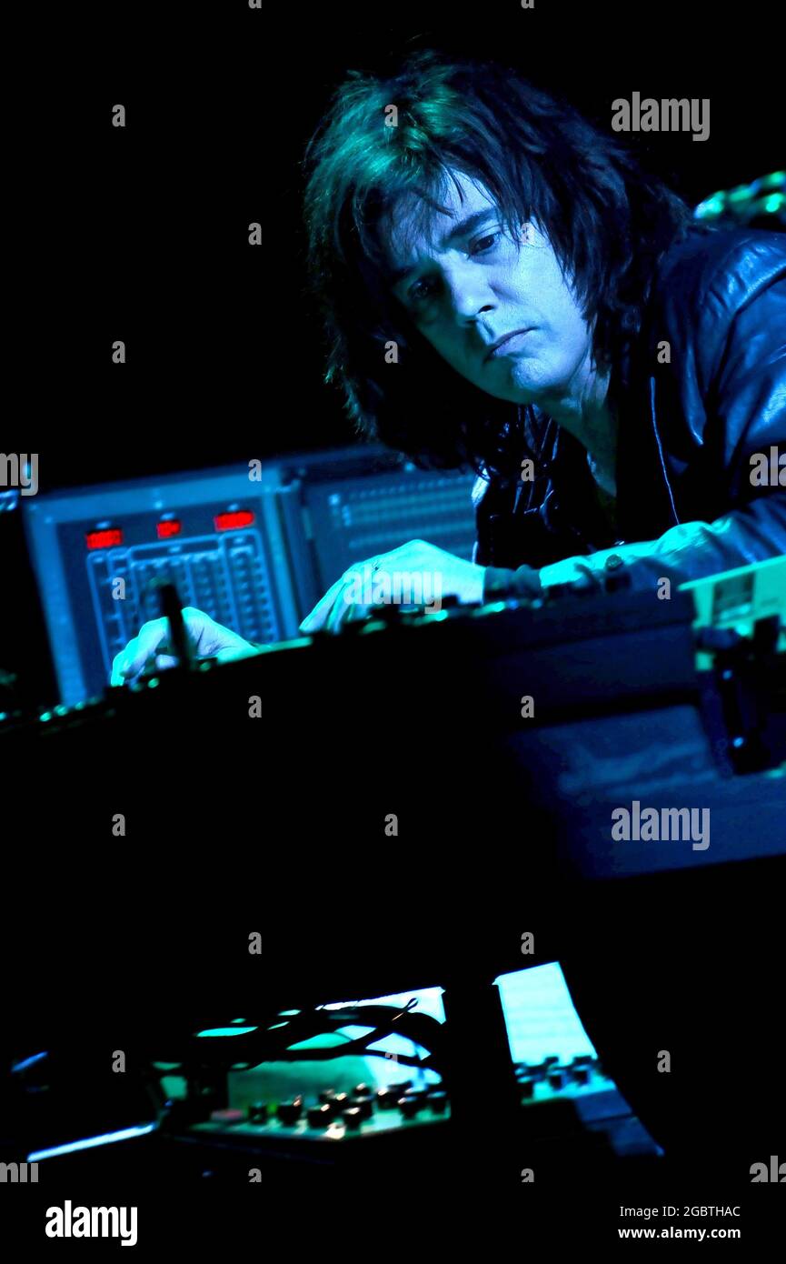 Synthesizer icon hi-res stock photography and images - Alamy