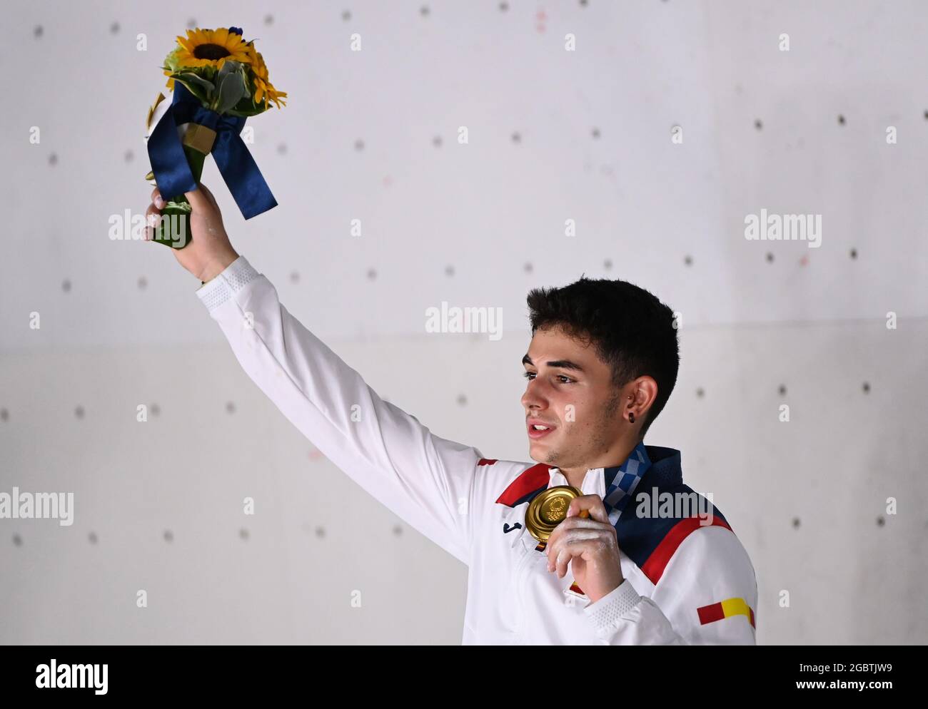 Tokyo, Japan. 05th Aug, 2021. Climbing: Olympics, Combined, Men, Final ...