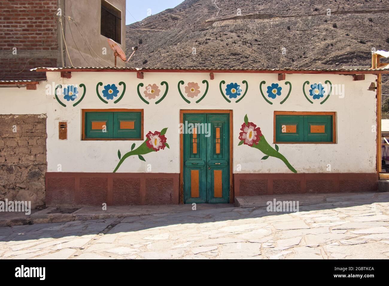 Adobe house peru hi-res stock photography and images - Alamy
