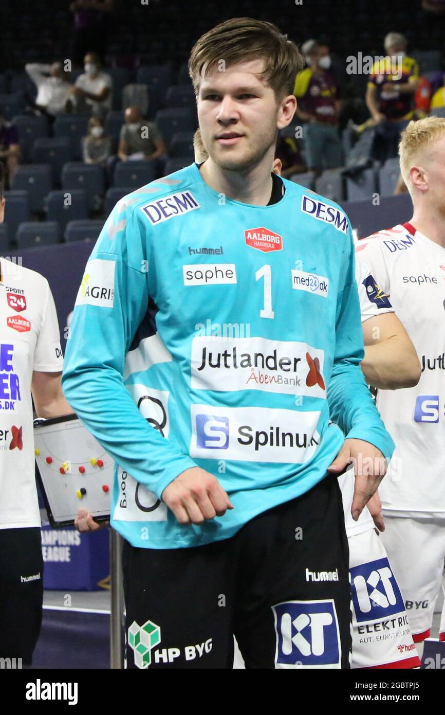 Lanxess arena hand hi-res stock photography and images - Alamy