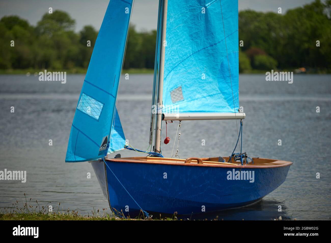 Enterprise dinghy hi-res stock photography and images - Alamy