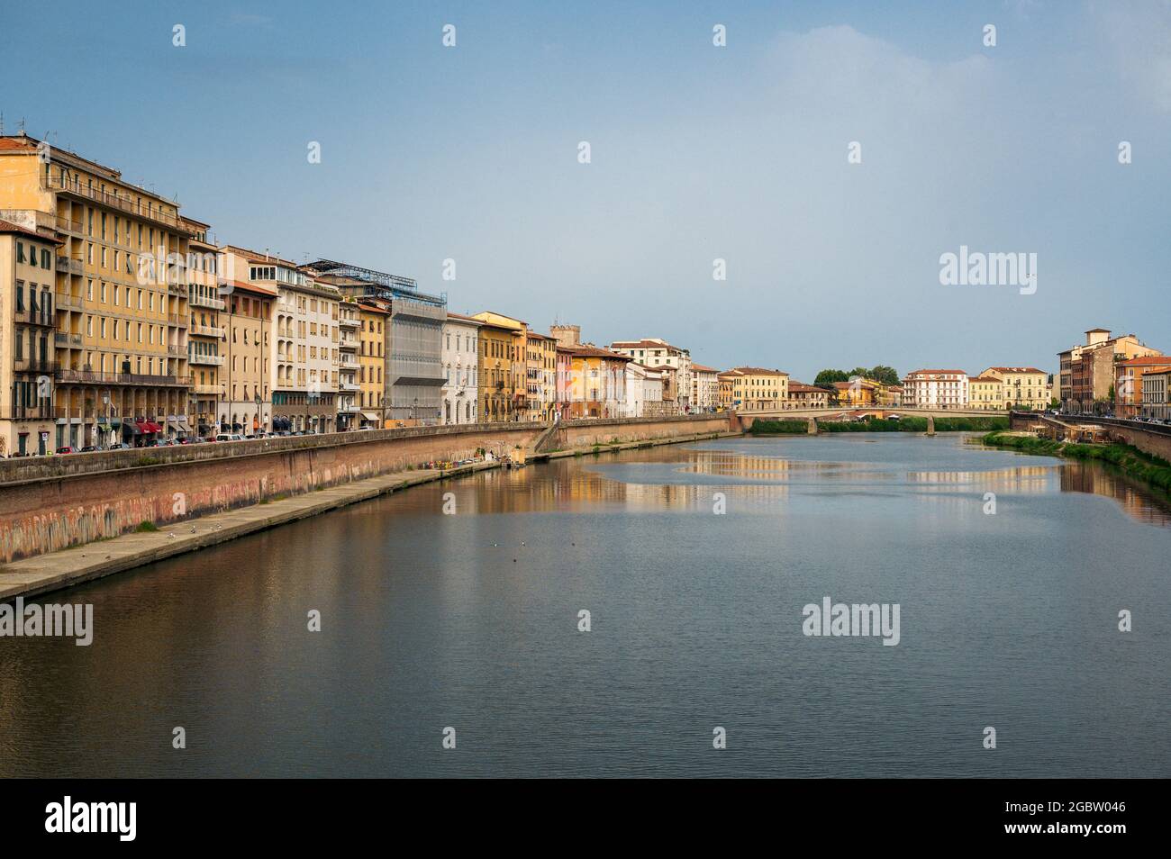 river arno flowing through the oldtown of Pisa, Tuscany Stock Photo - Alamy