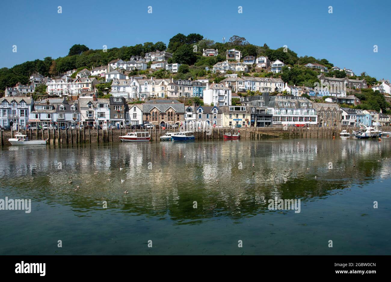 West looe hill in cornwall hi-res stock photography and images - Alamy