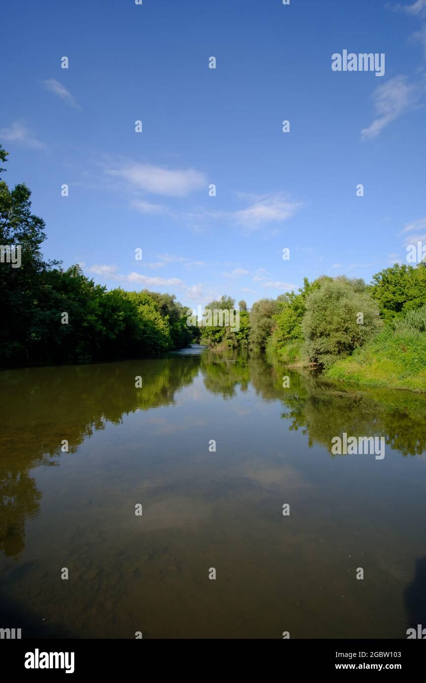 Quiet river hi-res stock photography and images - Alamy