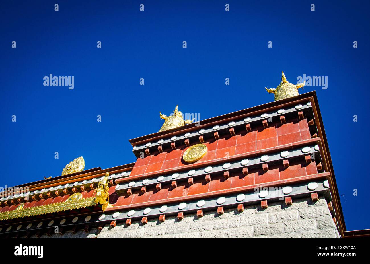 Tibetan Monastery and roof top decoration of Buddhism elements Stock ...