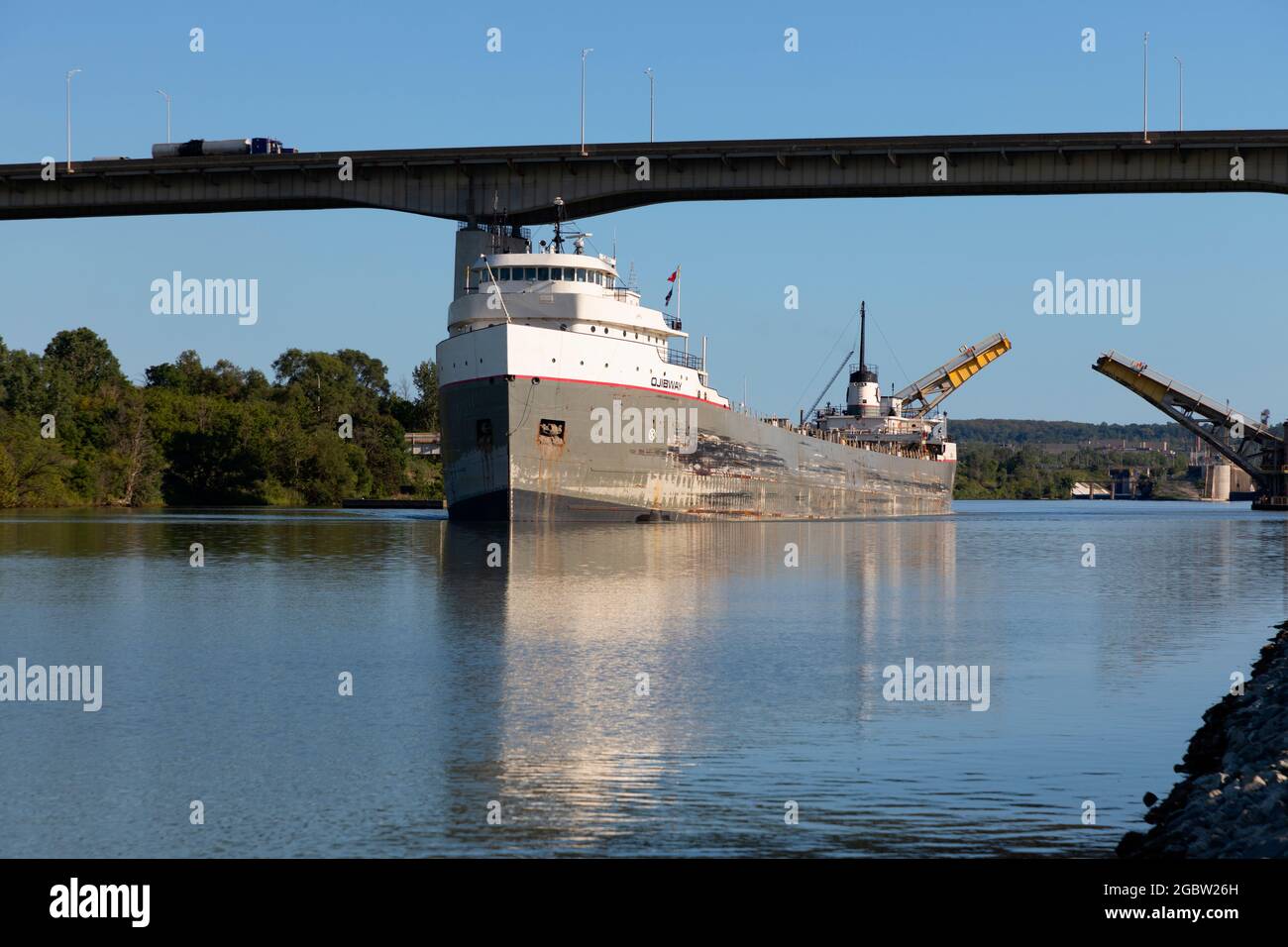 St lawrence seaway locks hi-res stock photography and images - Alamy