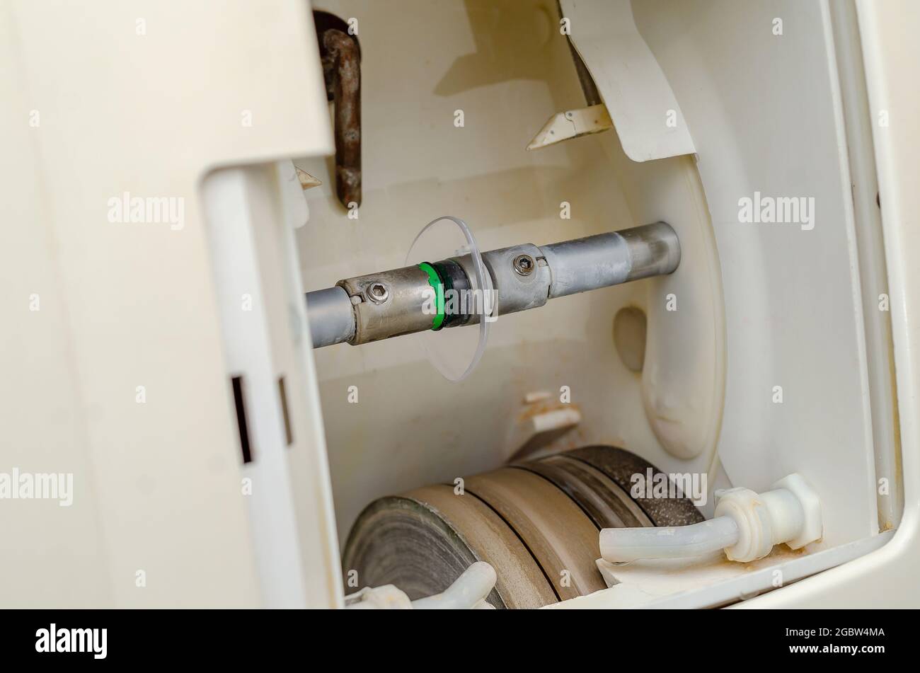 Grinding of optical lenses hi-res stock photography and images - Alamy