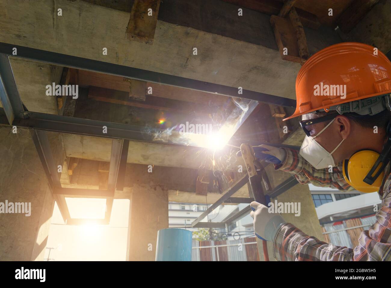 Pictures of welding hi-res stock photography and images - Alamy