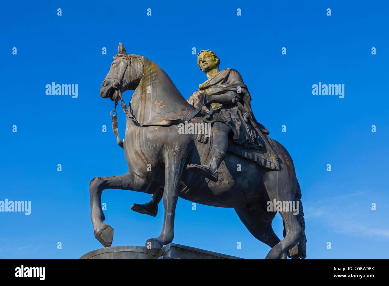 Equestrian statue of prince william iii on horseback hi-res stock ...
