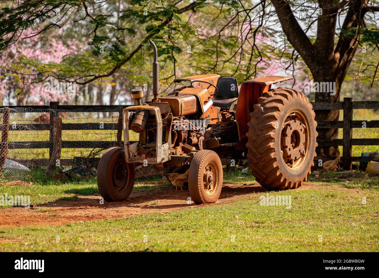 Dirty tractors hi-res stock photography and images - Alamy