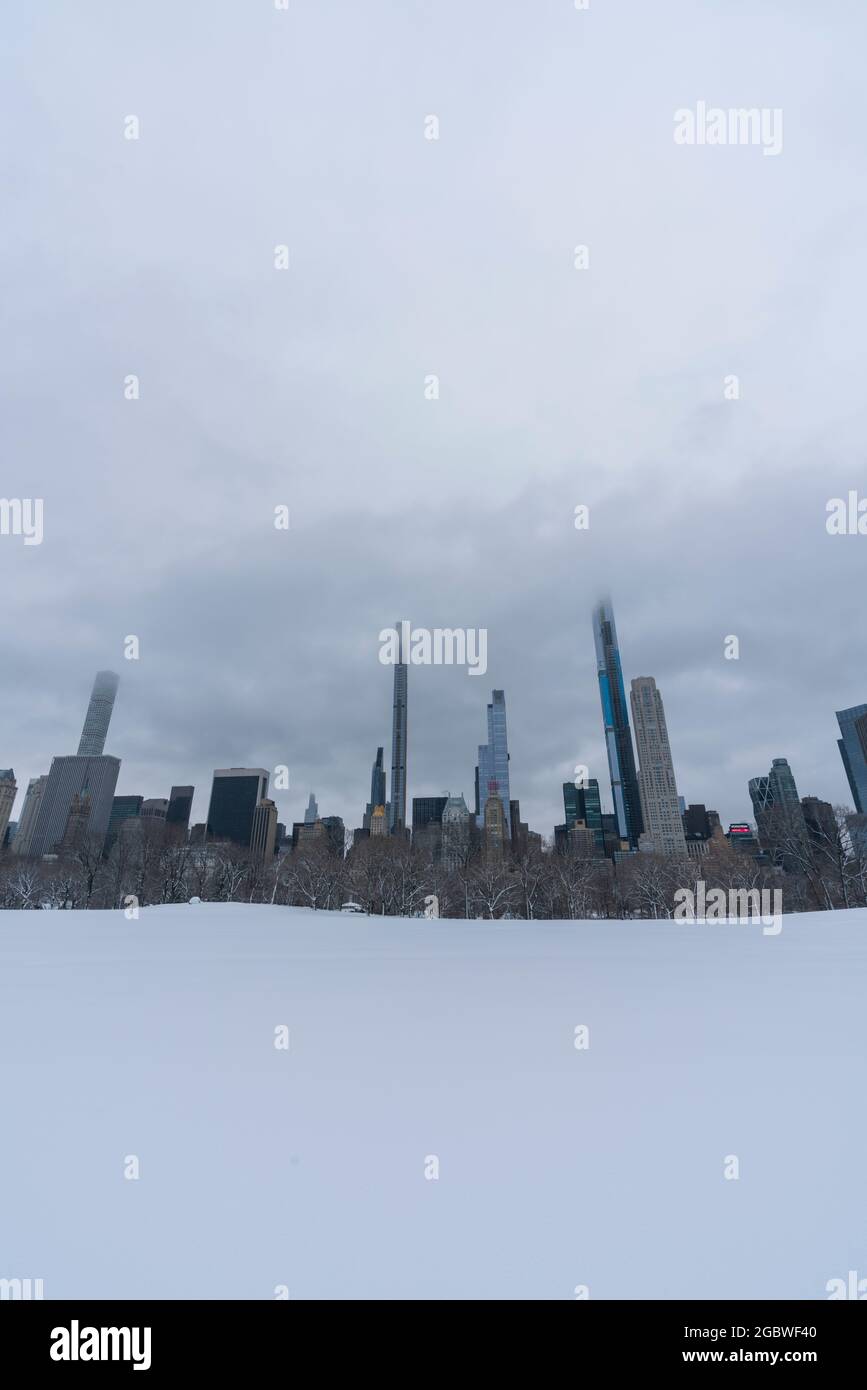 Major winter snowstorm hits New York City during the Pandemic of COVID ...