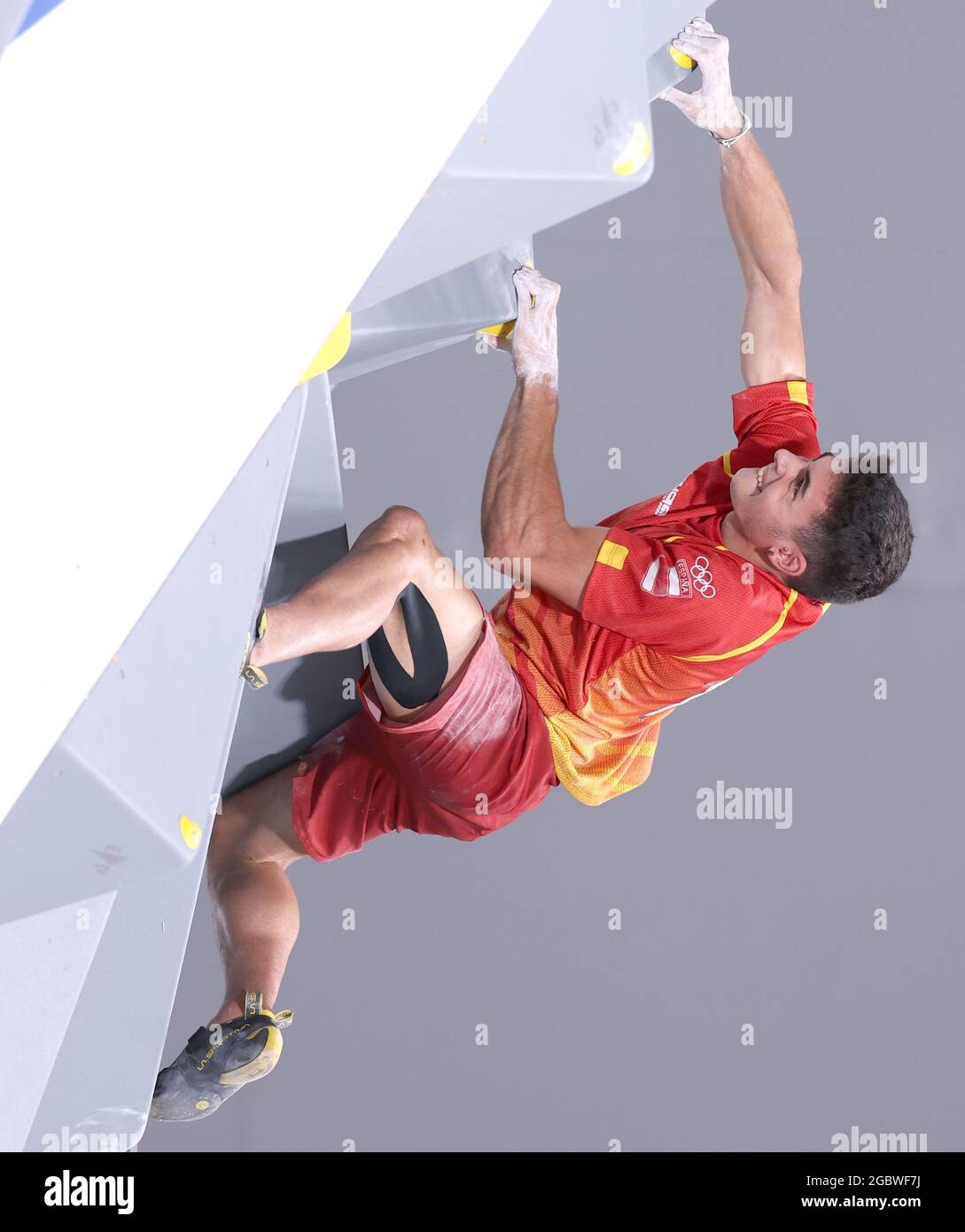 Tokyo, Japan. 5th Aug, 2021. Alberto Gines Lopez of Spain competes ...