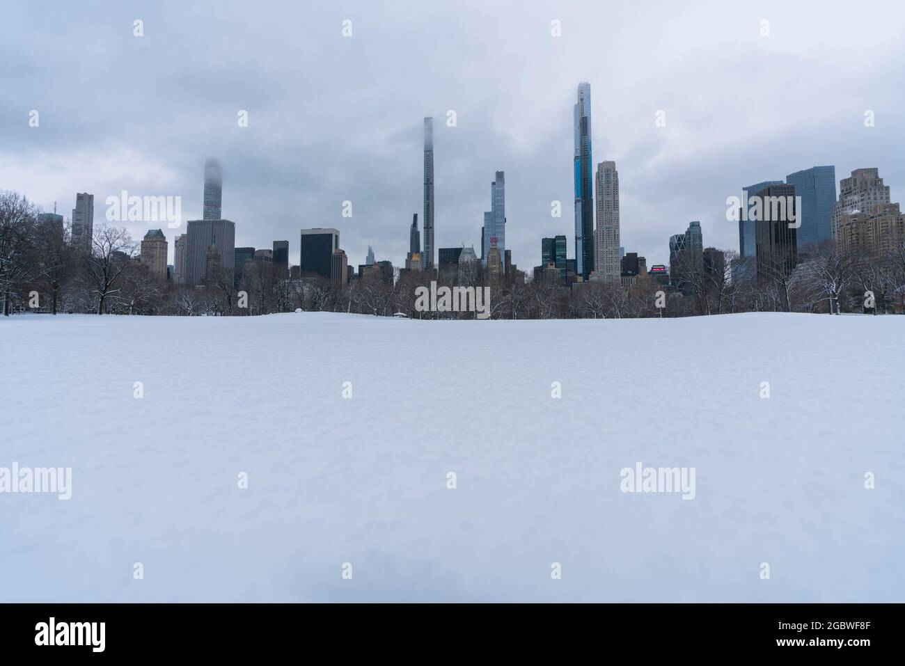 Major winter snowstorm hits New York City during the Pandemic of COVID ...