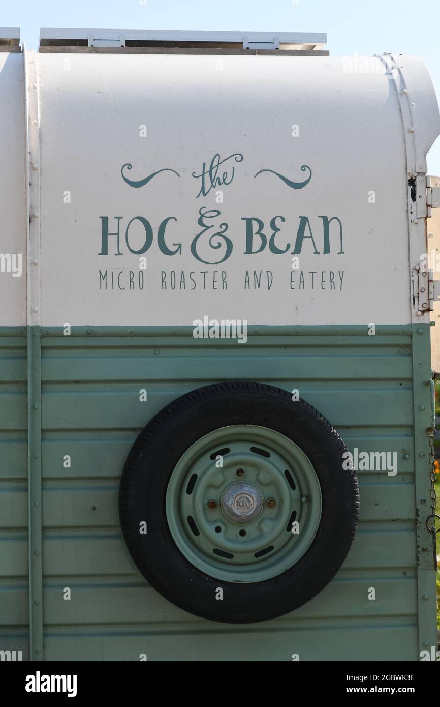 Hog and bean eatery Stock Photo - Alamy