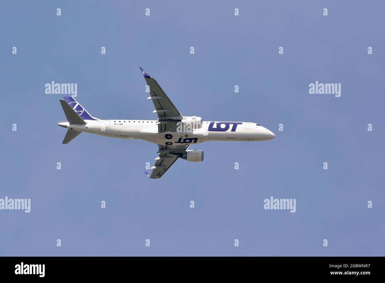 LOT Polish Airlines (is the flag carrier of Poland), Embraer E190STD ...