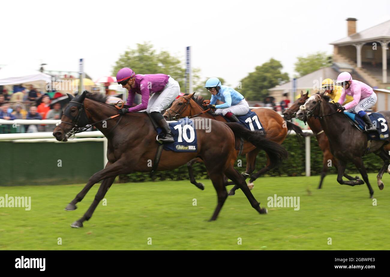 Foxtrot Sizzler (left) ridden by Josephine Gordon goes on to win The ...