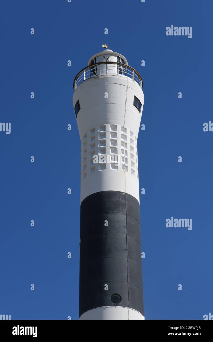 Dungeness tourists hi-res stock photography and images - Alamy