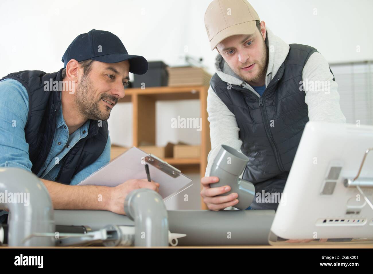Two men looking broken hi-res stock photography and images - Alamy