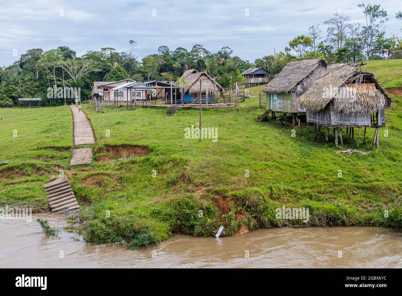 Small village in a peruvian jungle Stock Photo - Alamy