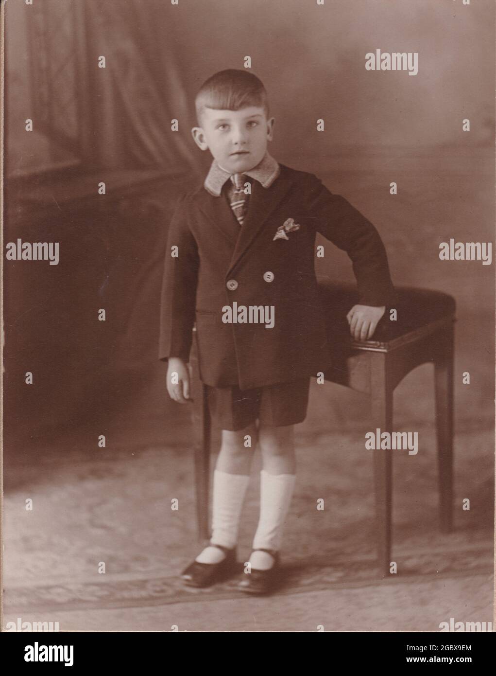 Boy 1900s hi-res stock photography and images - Alamy