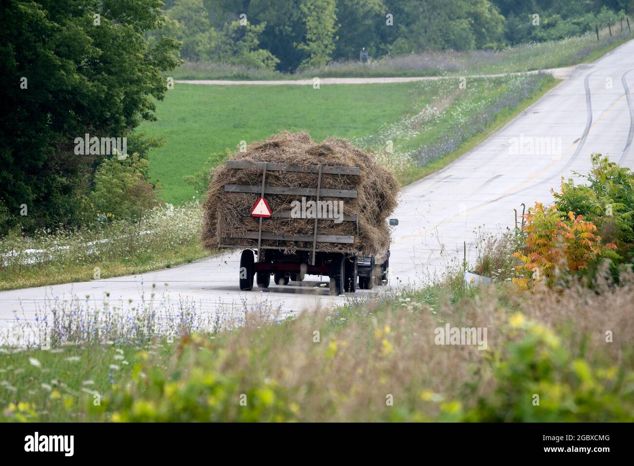 Load of hay hi-res stock photography and images - Alamy