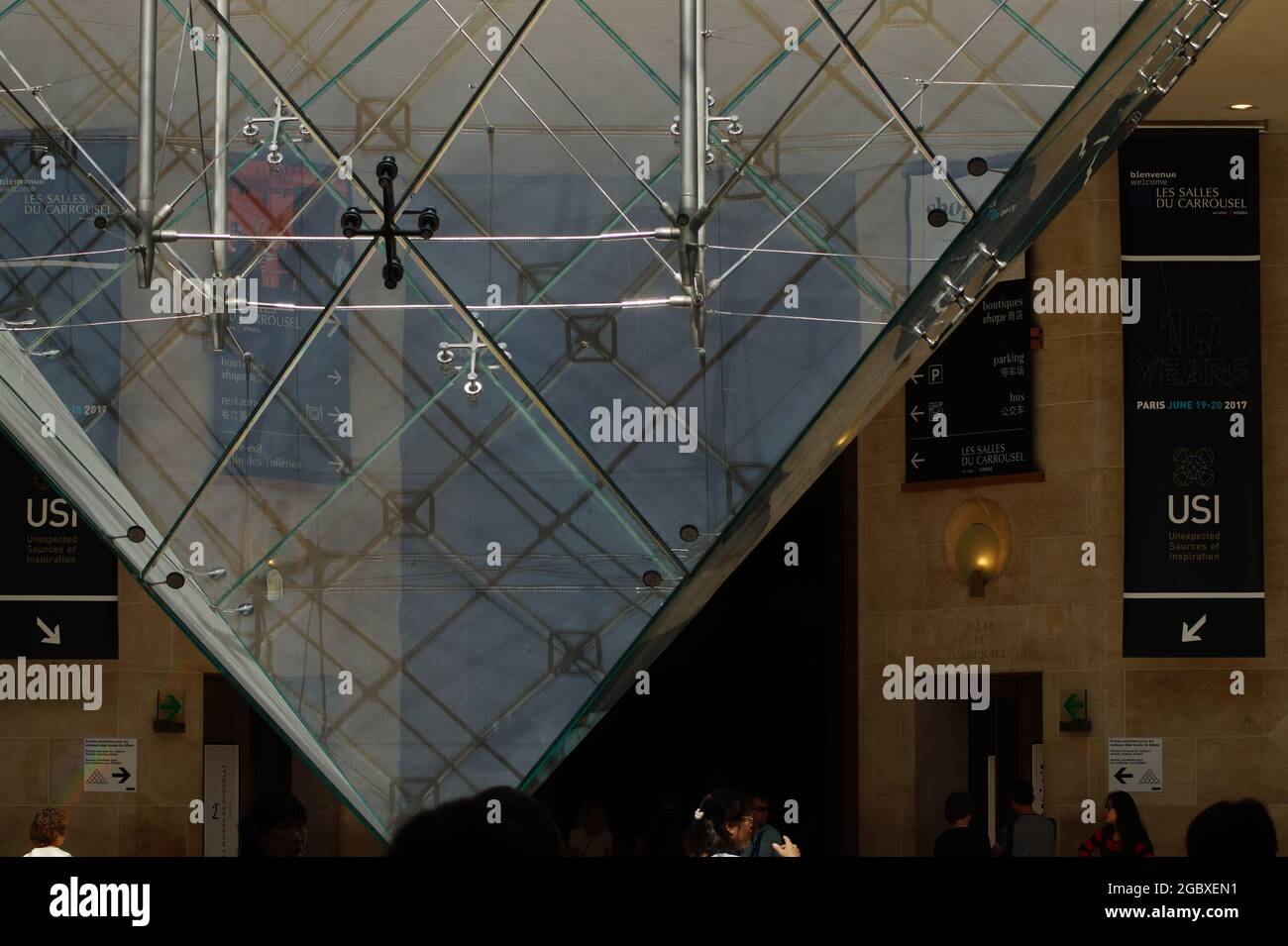 Inverted pyramid hi-res stock photography and images - Alamy