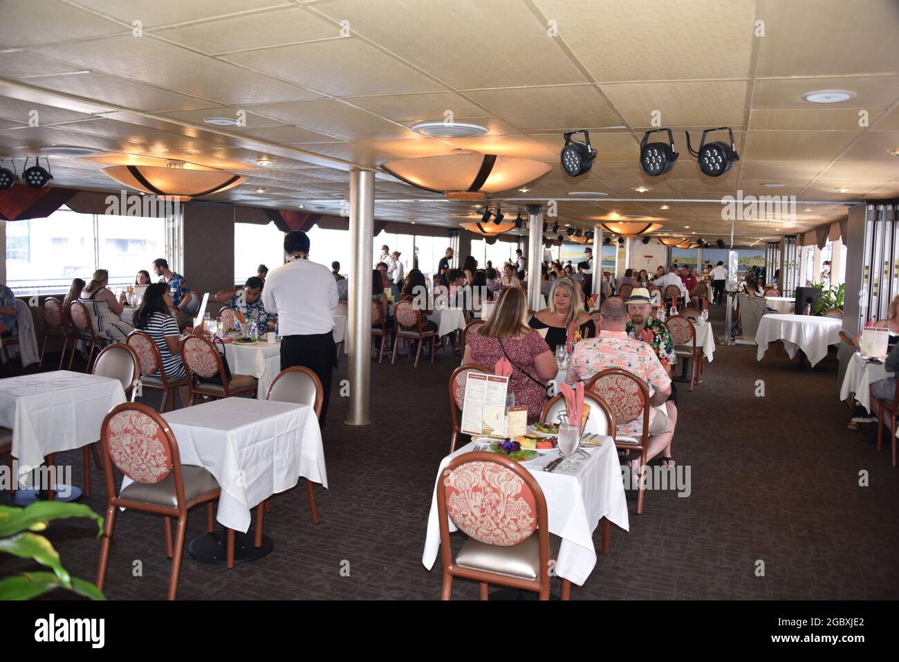 Oahu sunset dinner cruise hi-res stock photography and images - Alamy