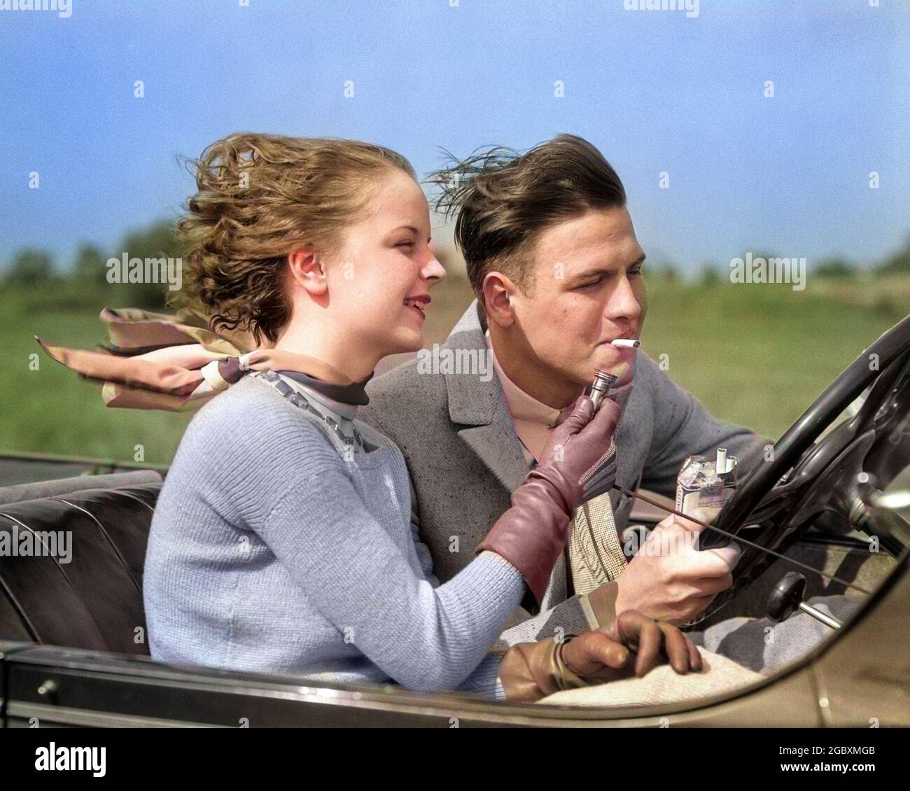 1940s cigarette smokers hi-res stock photography and images - Alamy
