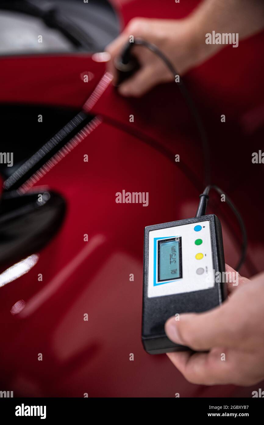 Car paint inspection hi-res stock photography and images - Alamy