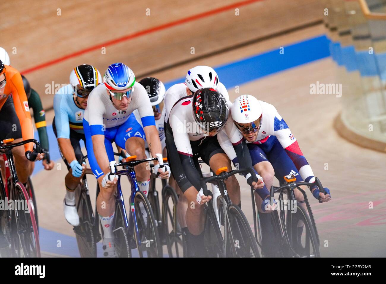 Shizuoka, Japan. 5th Aug, 2021. Elia Viviani (ITA), Matthew Walls (GBR ...