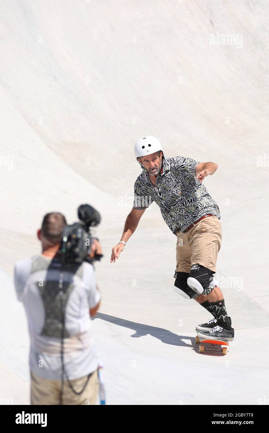 Tokyo, Japan. August 5th 2021: Veteran skateboarder Dallas OBERHOLZER ...