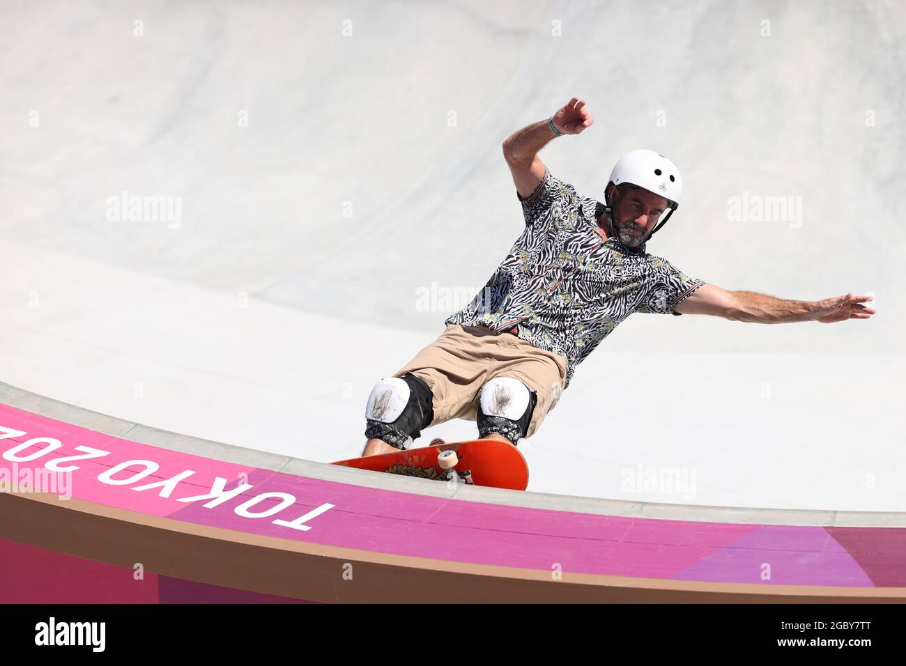 Tokyo, Japan. August 5th 2021: Veteran skateboarder Dallas OBERHOLZER ...