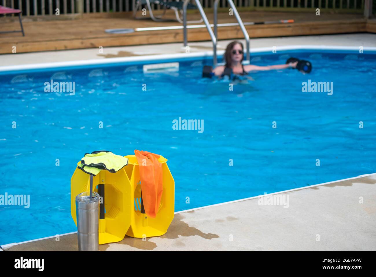 Aqua suit hi-res stock photography and images - Alamy