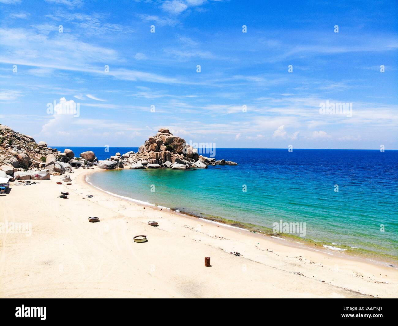 Nice white sand beach hi-res stock photography and images - Alamy