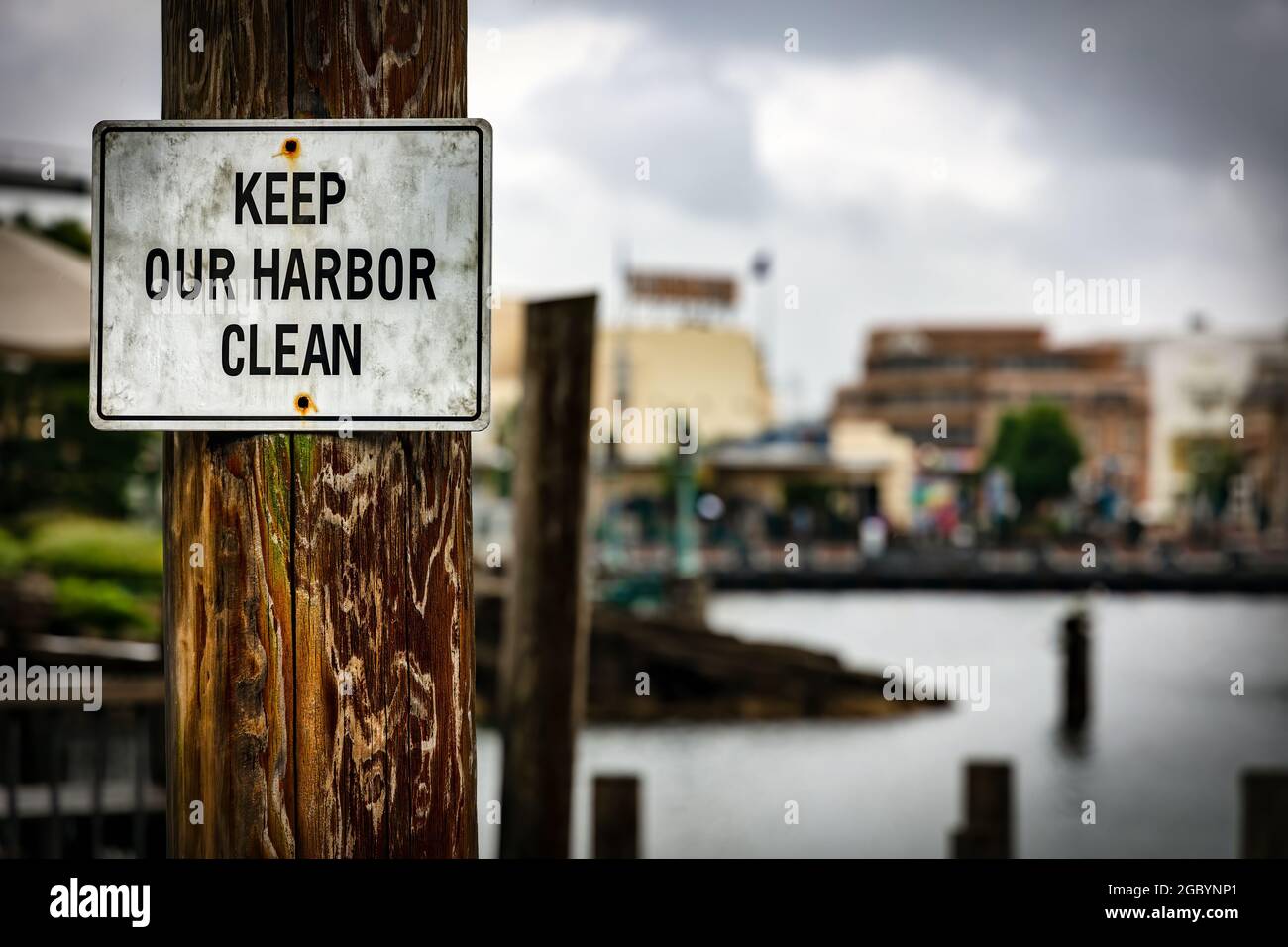 Telephone pole sign hi-res stock photography and images - Alamy