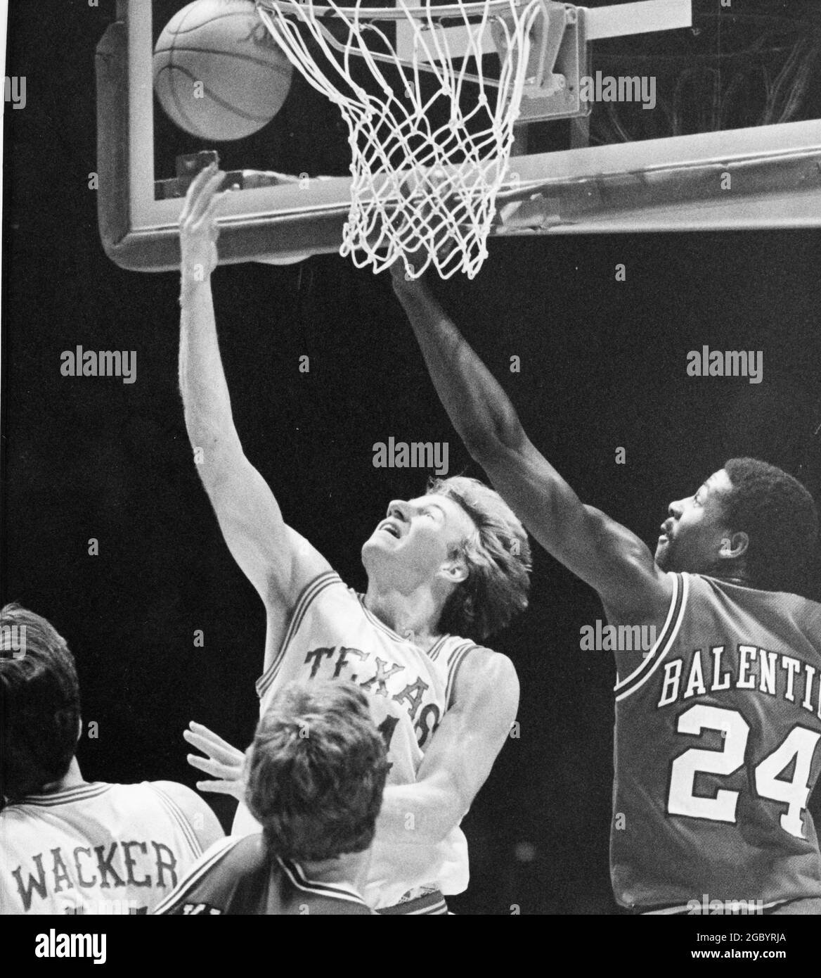 Layup Black and White Stock Photos & Images - Alamy