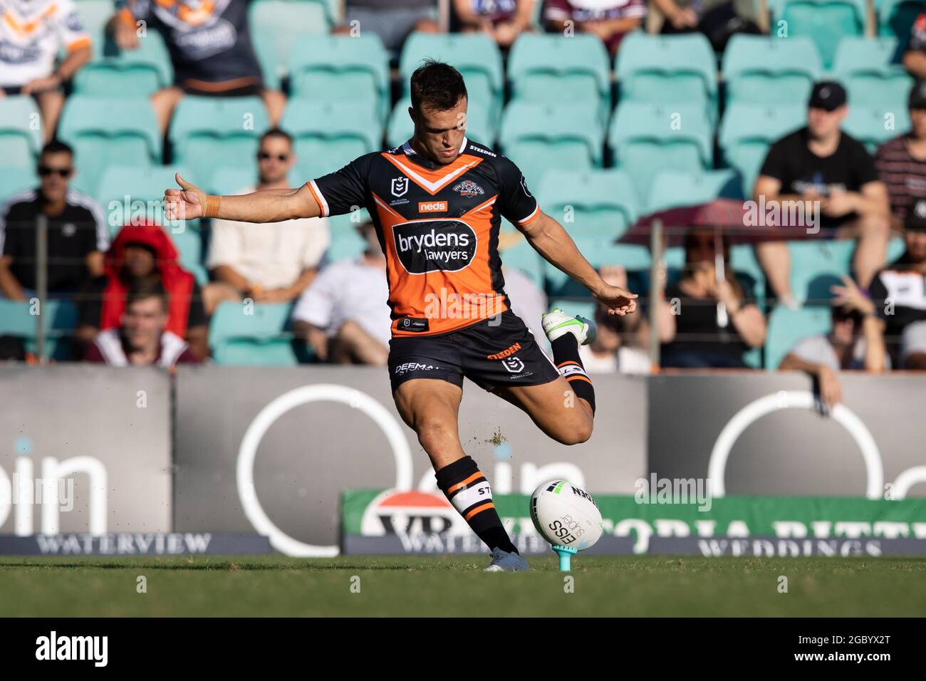 Luke brooks sea eagles hi-res stock photography and images - Alamy