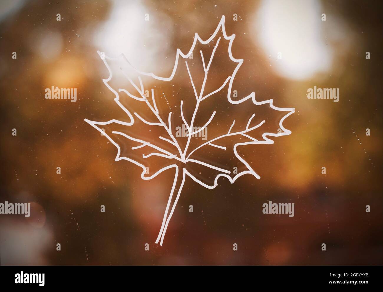 Friendly children drawing hi-res stock photography and images - Alamy