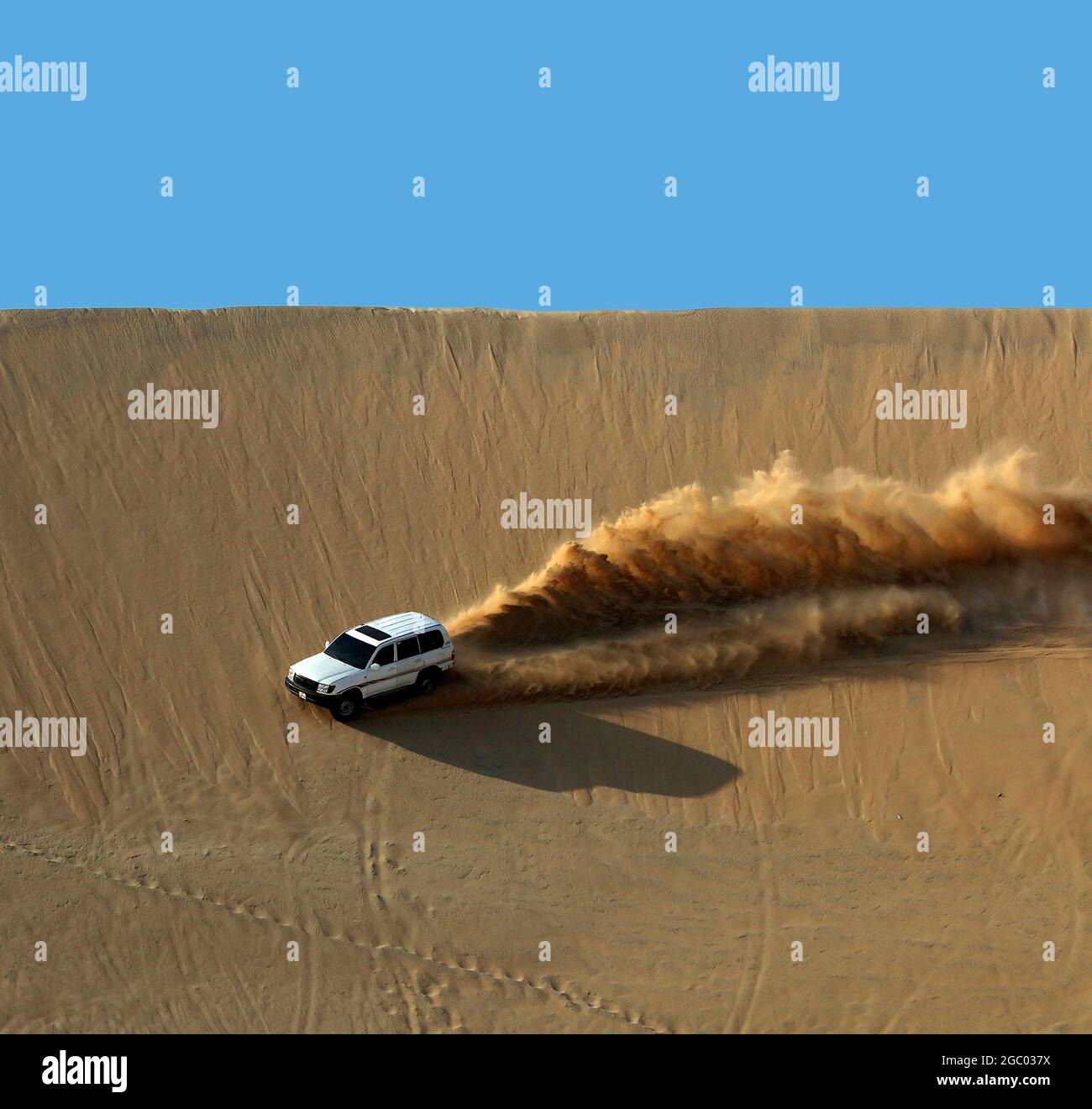 Desert safari at sealine beach mesaieed - QATAR Stock Photo - Alamy