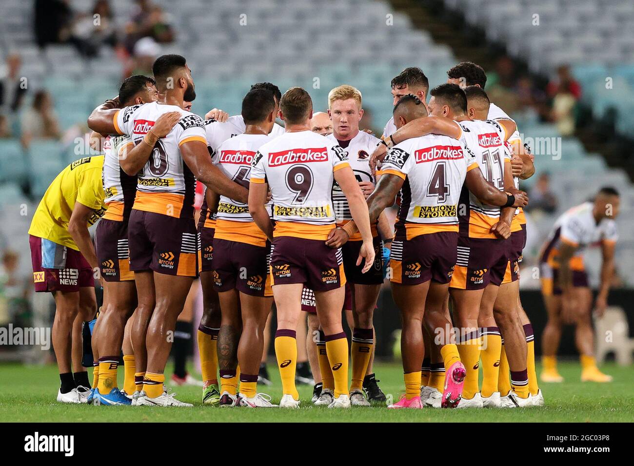 Rabbitoh's huddle hi-res stock photography and images - Alamy
