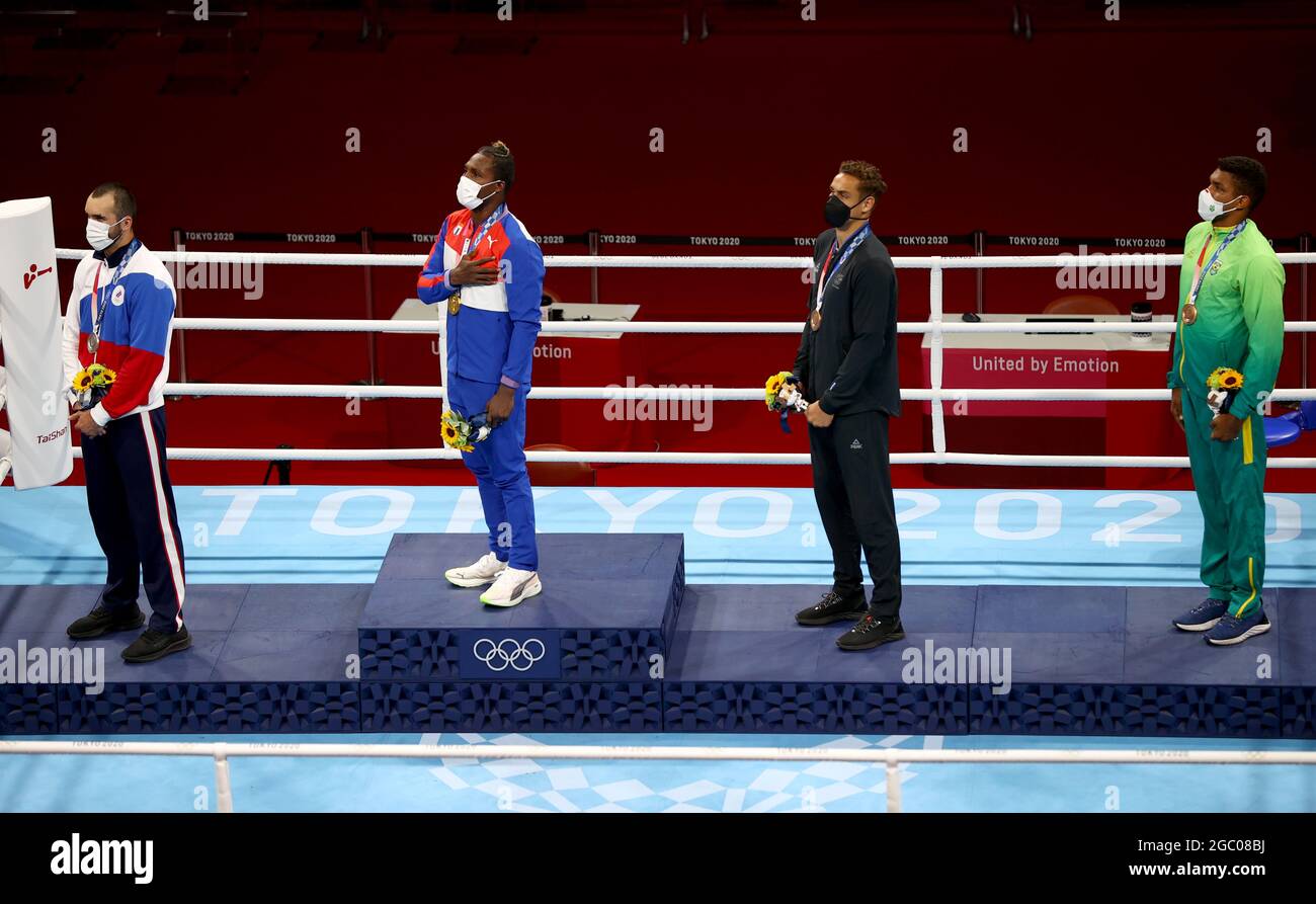 Boxing podium gold silver bronze hi-res stock photography and images ...