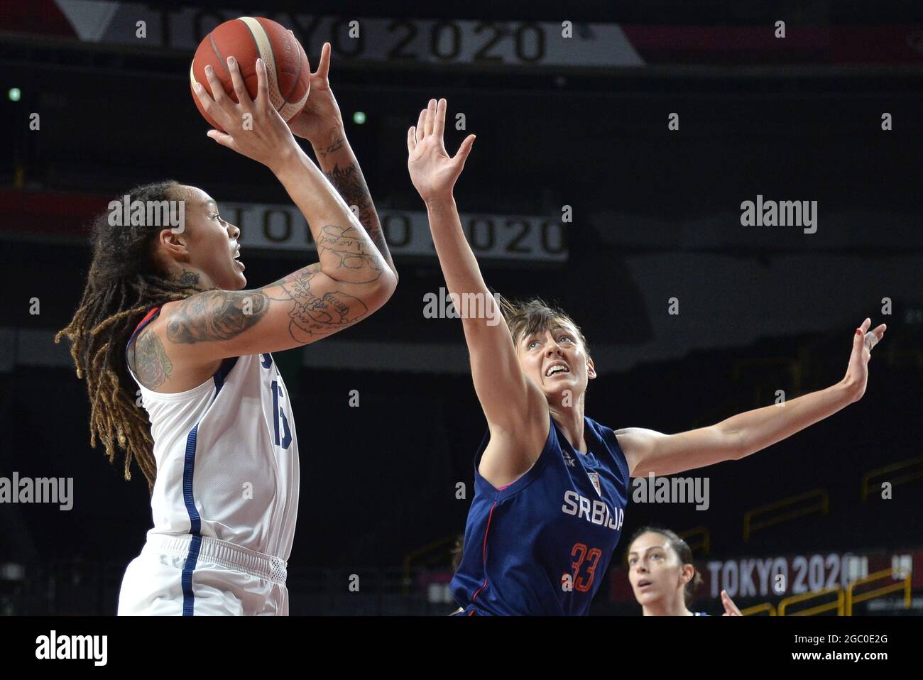 Brittney griner gold medal hi-res stock photography and images - Alamy
