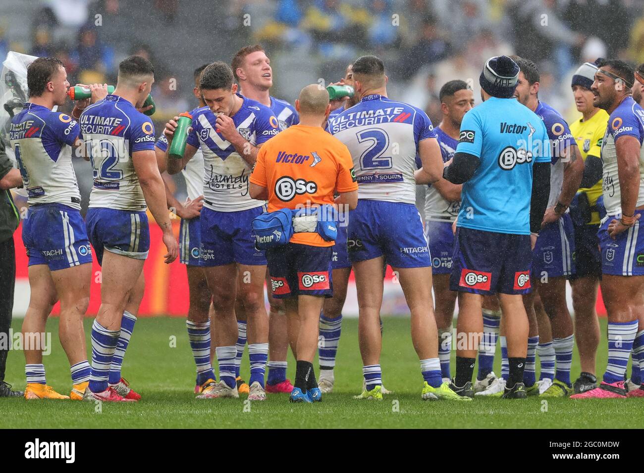 SYDNEY, AUSTRALIA - JUNE 20: Bulldog players in a huddle during the ...