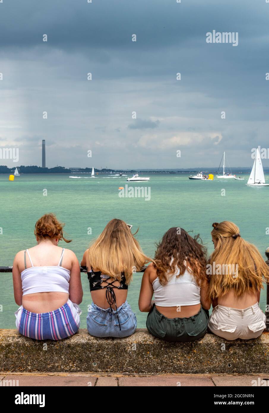 Cowes Week Isle Of Wight Four Friends Four Young Girls Sitting On