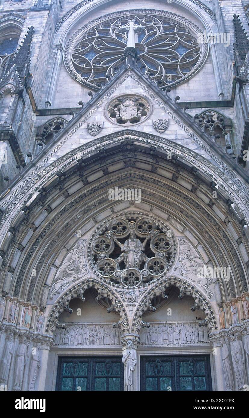 Detalle ODYSSÉE | SAINT JEAN CAP FERRAT: A Curator's Sketchbook By