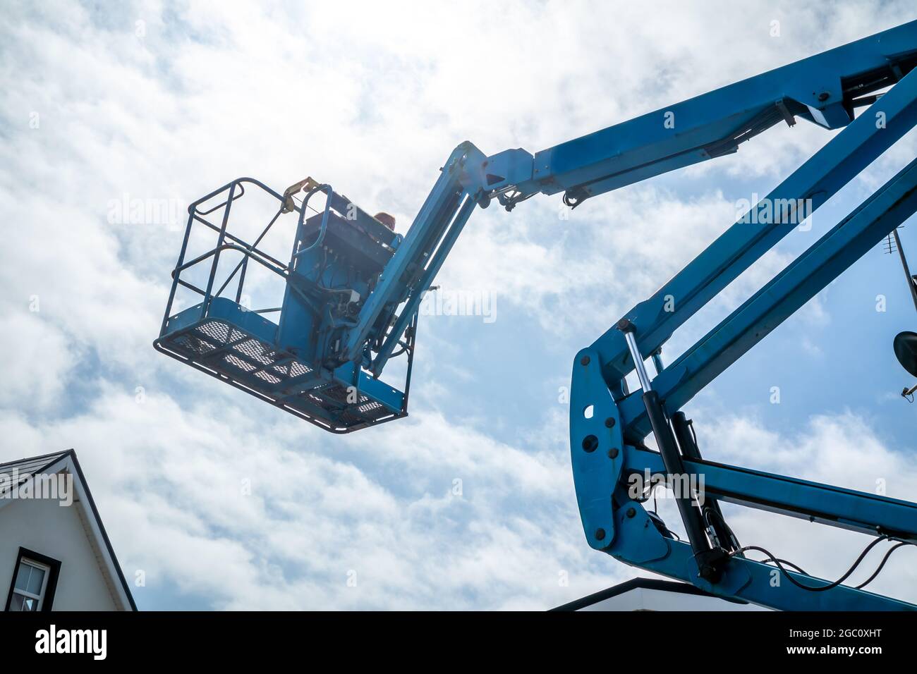 Cleaning windows cherry picker hi-res stock photography and images - Alamy