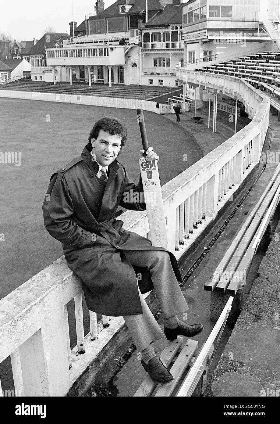 Tim Robinson English cricketer and played for Nottinghamshire from 1978 ...