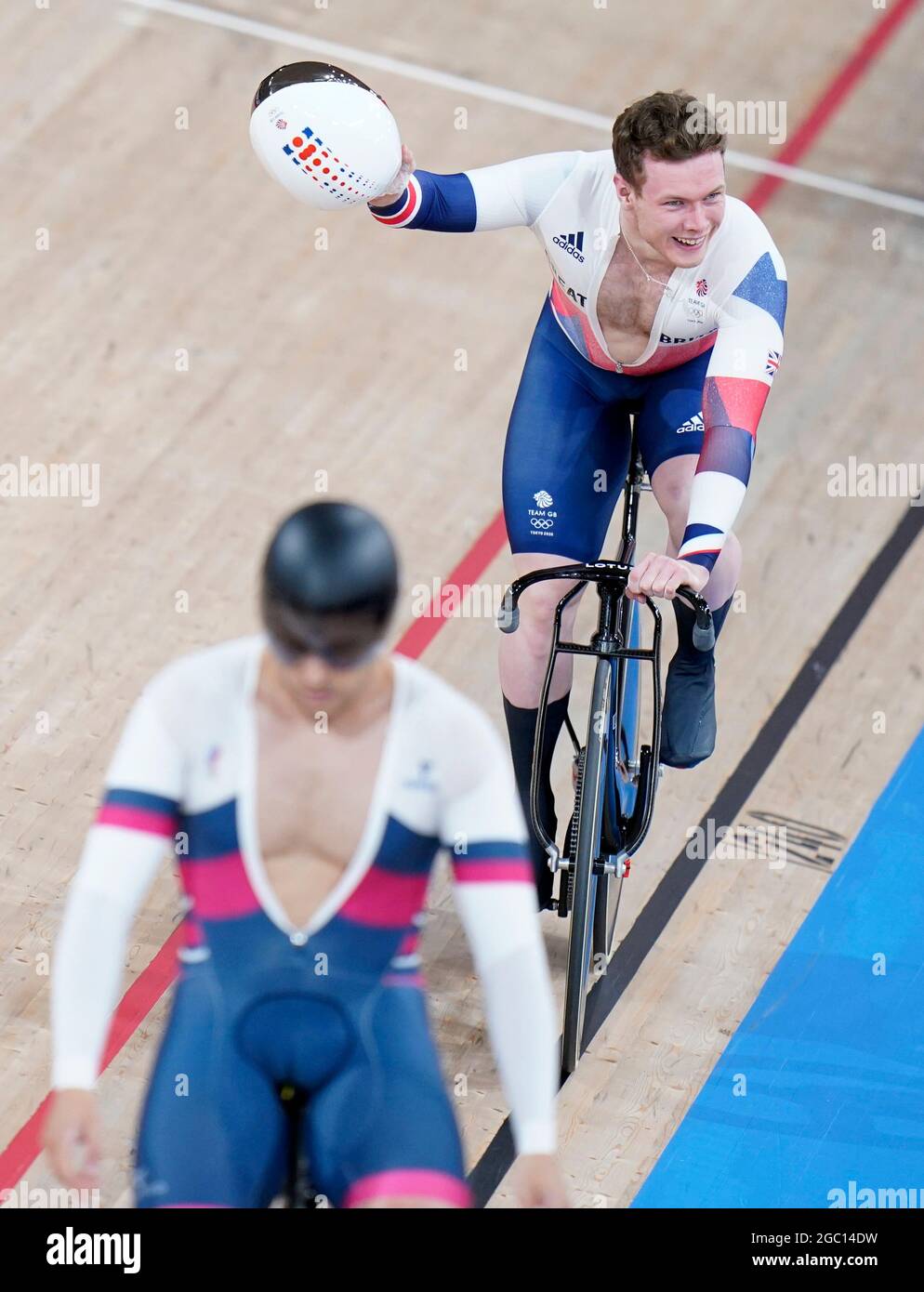 Great Britain's Jack Carlin celebrates winning bronze in the Men's ...
