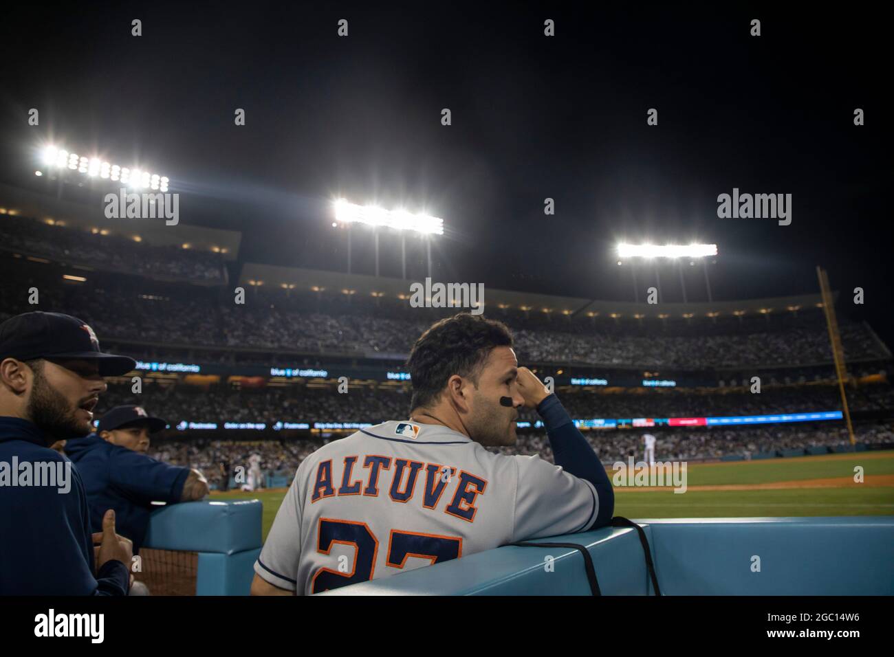 Houston Astros second basemen Jose Altuve (27) returns to Dodger ...