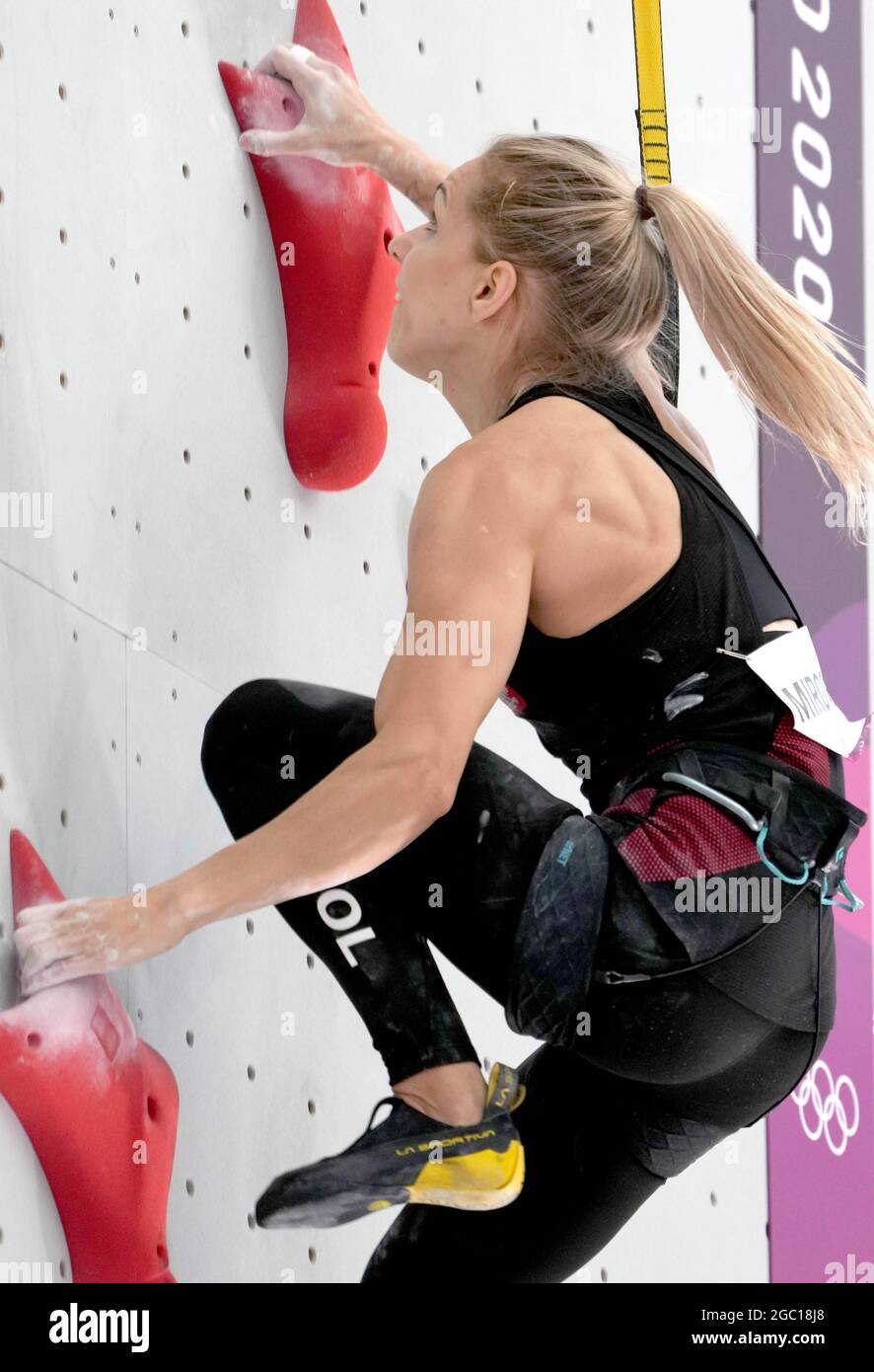 Tokyo, Japan. 6th Aug, 2021. Aleksandra Miroslaw of poland competes ...